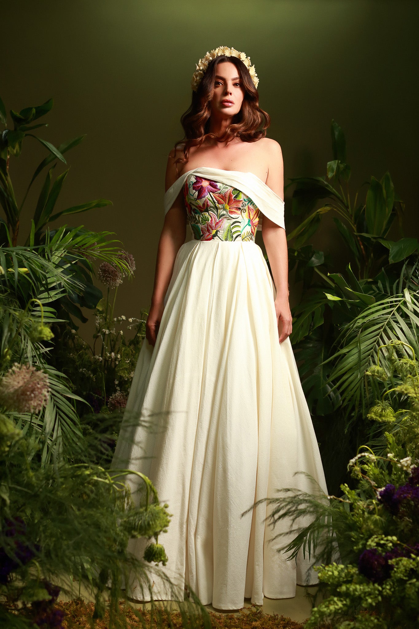 Zinacantán Flower Wedding Dress | Hand Embroidered Gown – Cadena Collective