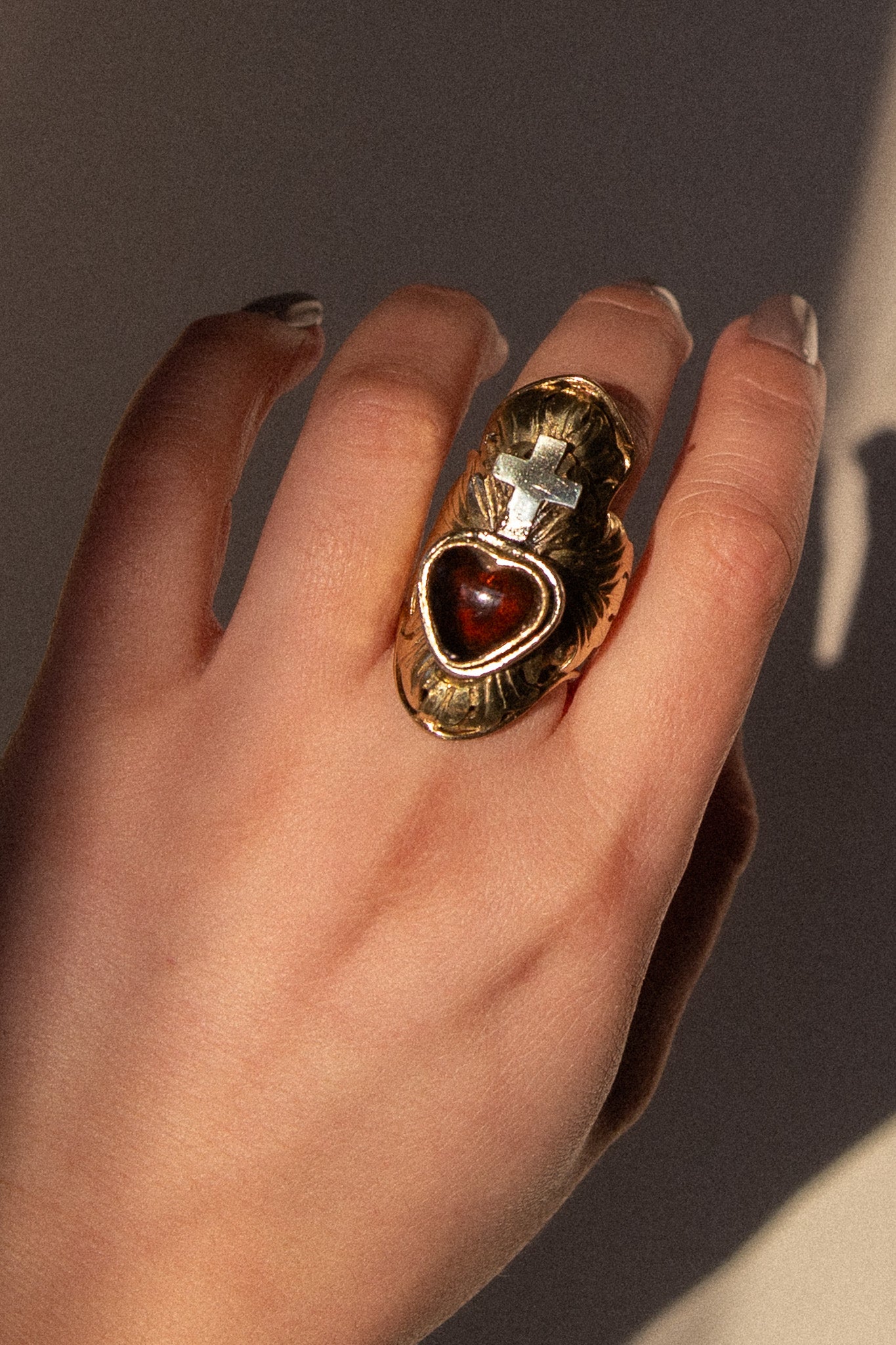 Sacred heart ring store